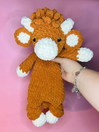 Highland Cow Crochet Pattern Snuggler