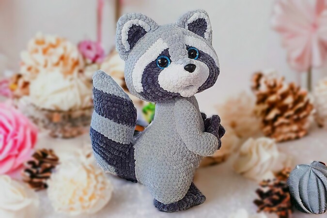 Crochet Pattern Wynne Racoon
