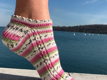 Strickanleitungen & Strickmuster - inkl. Vorlagen als PDF