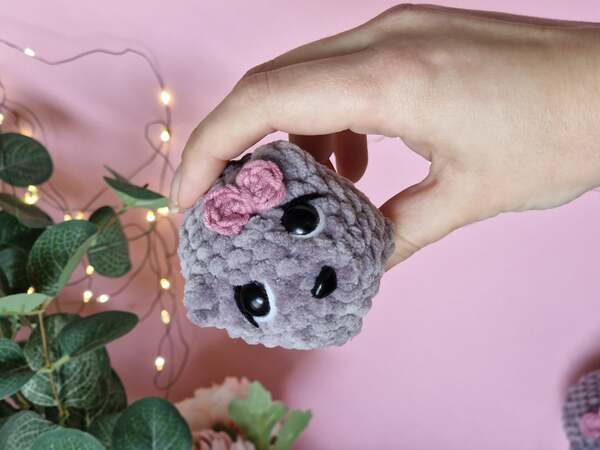 Sad hamster crochet amigurumi pattern
