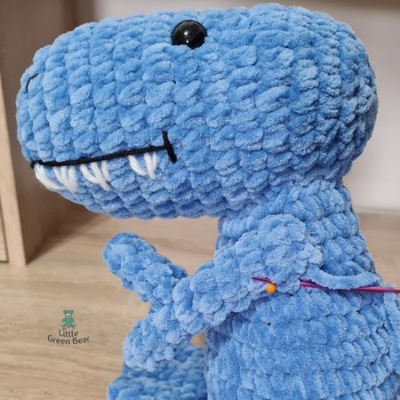Tom the T-Rex Crochet Amigurumi Pattern (English)