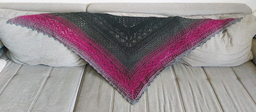 Häkelanleitung Dreieckstuch "Rhytia"