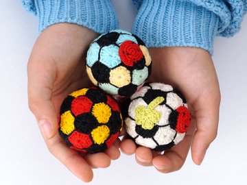 Crochet Pattern for Beginners „Soccer Ball“