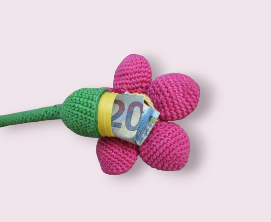 Blume Geldgeschenk Ü-Ei Häkelanleitung