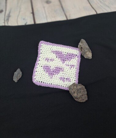 Halloween Bat Coaster – Crochet Pattern for Stylish Fall Decor