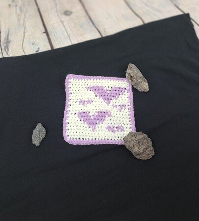 Halloween Bat Coaster – Crochet Pattern for Stylish Fall Decor