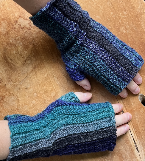 Crochet Pattern Gauntlets