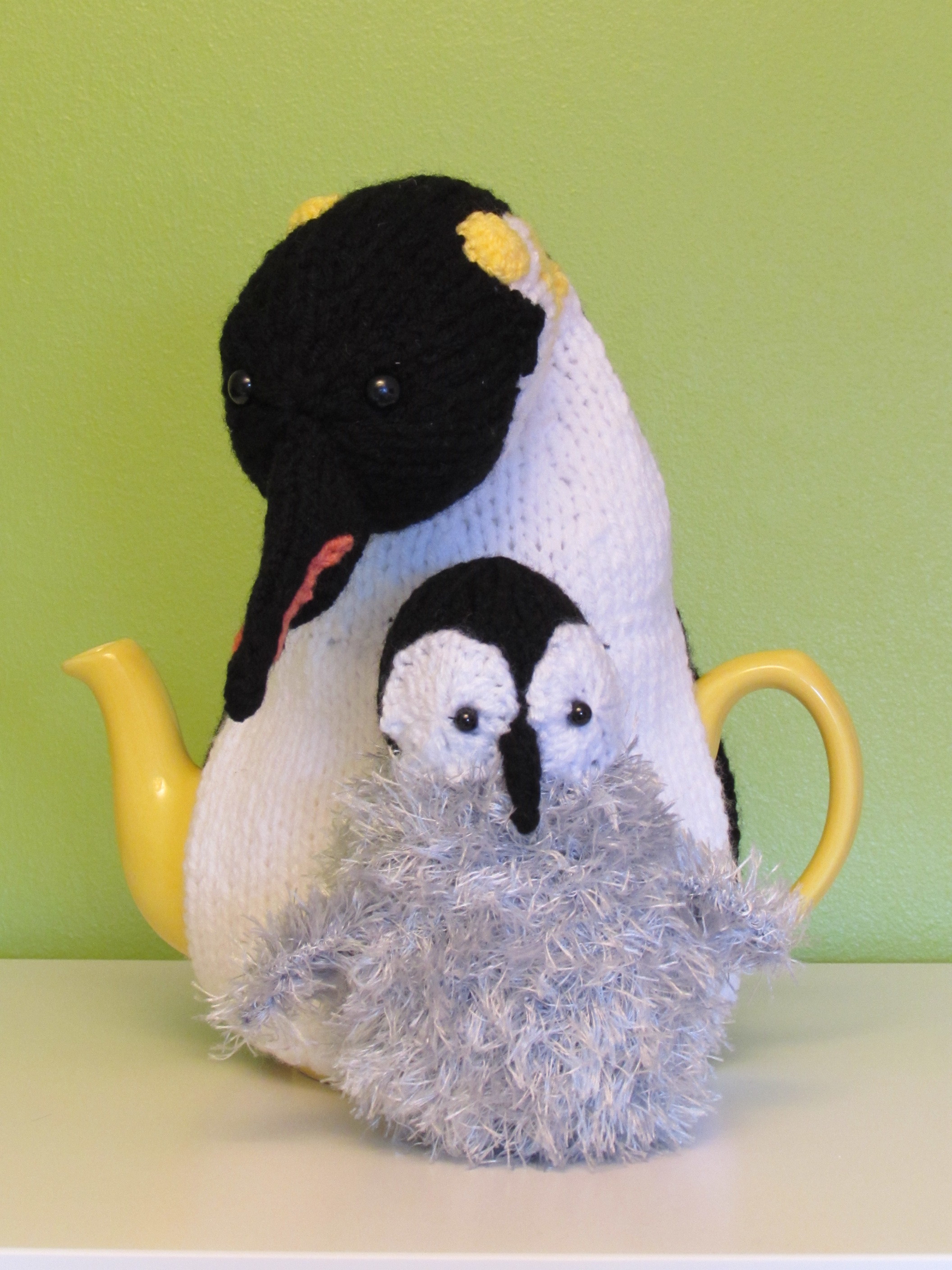 Emperor Penguin Duo Tea Cosy