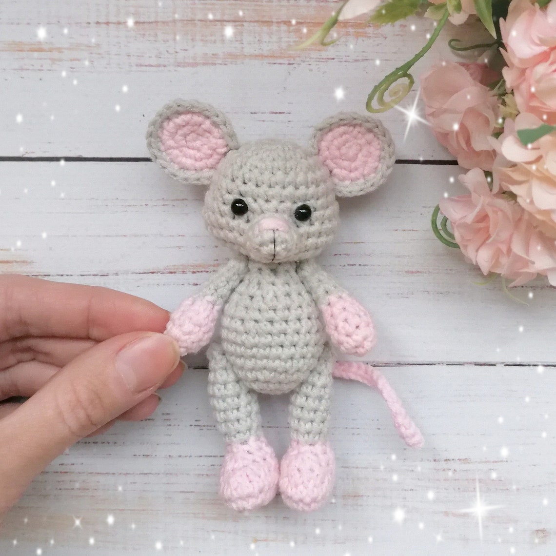 Crochet pattern Cheesy the little mouse