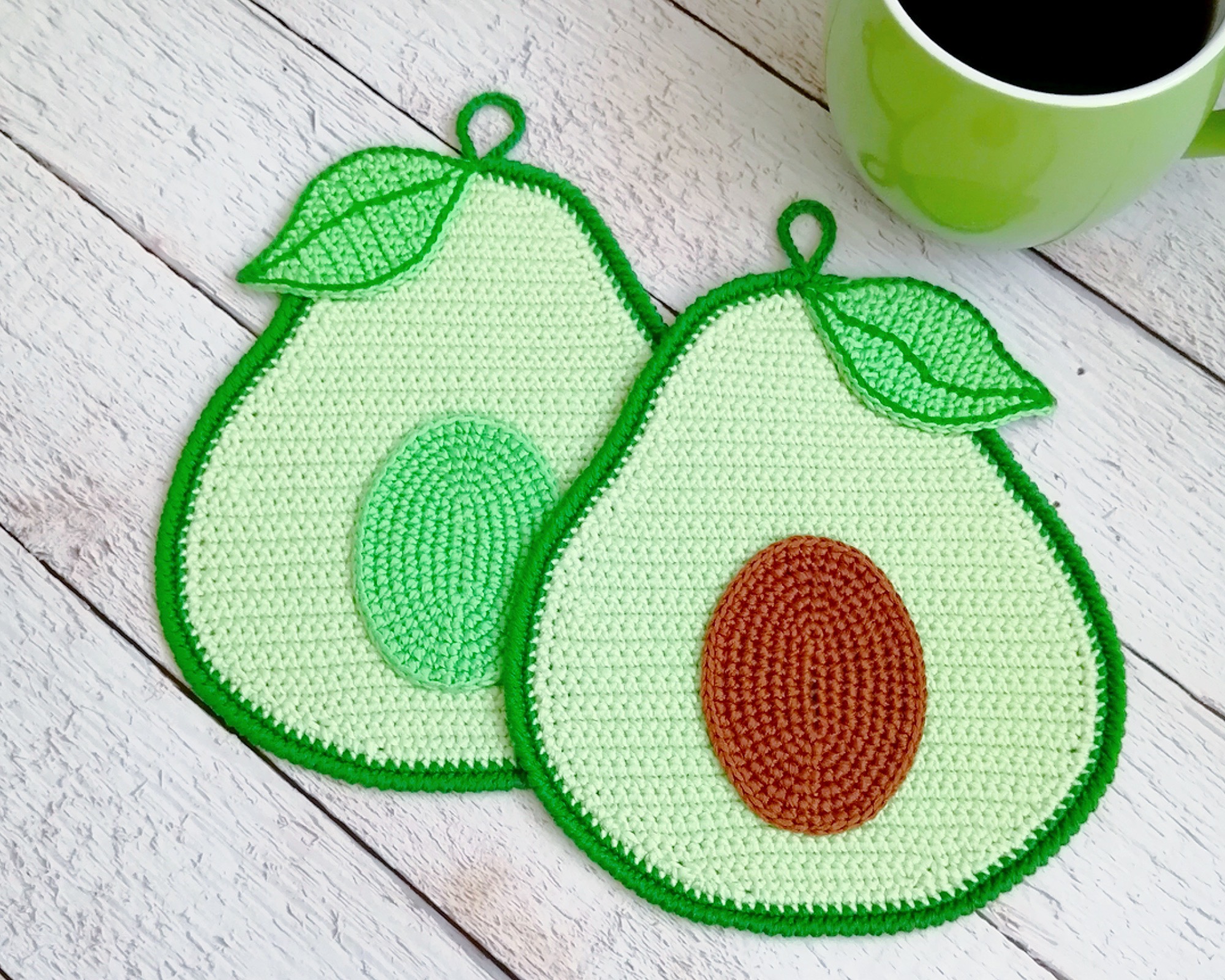 325 Crochet Pattern - Avocado decor vegetable, applique or potholder keto