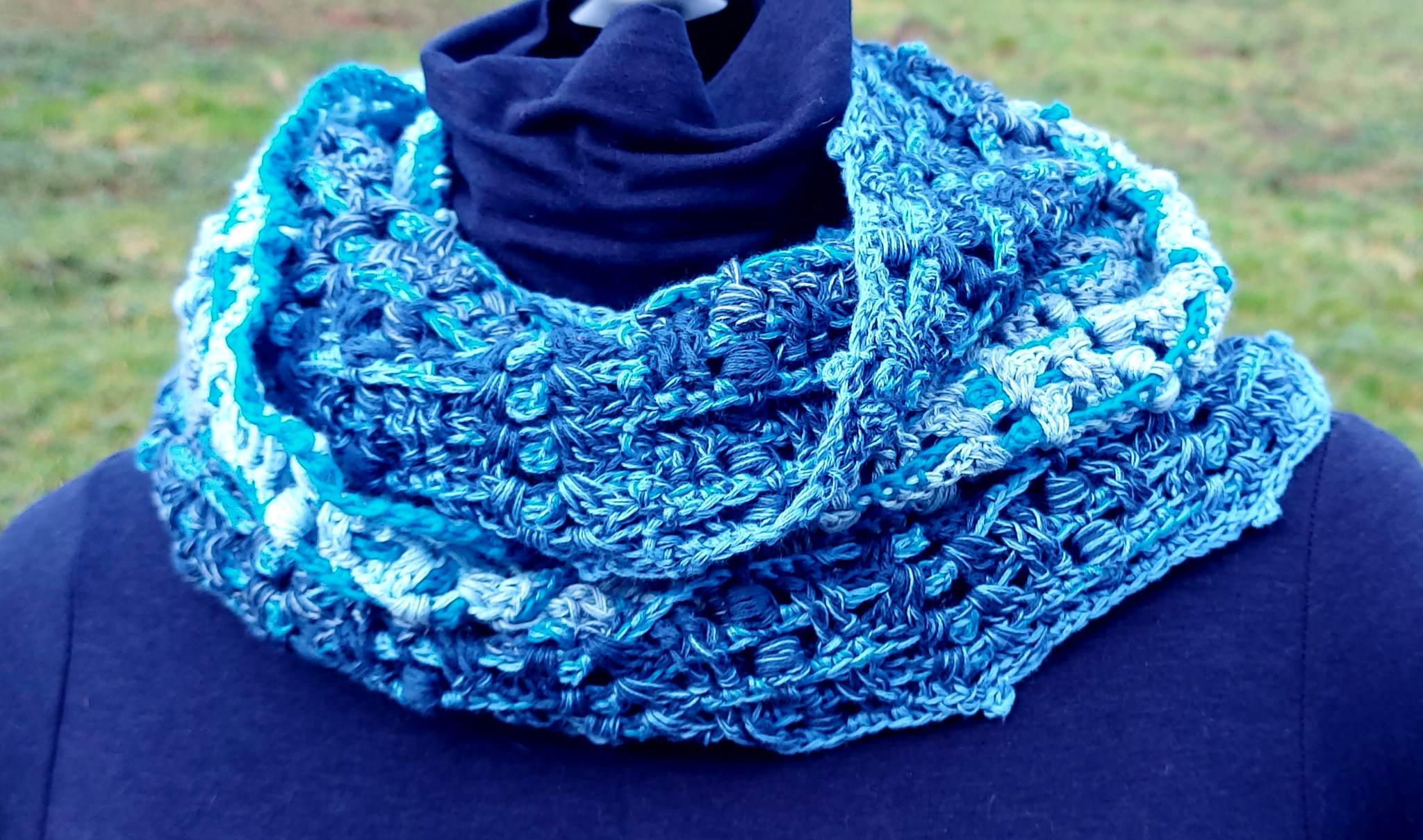 "Njoko" Loop oder Möbius Häkelanleitung