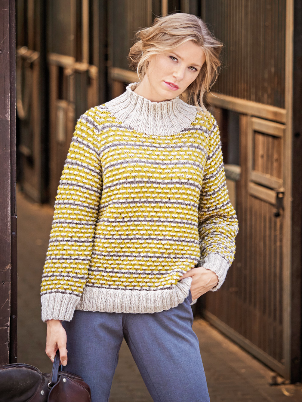 Raglanpulli mit Hebemaschen in Natur, Anis und Holz