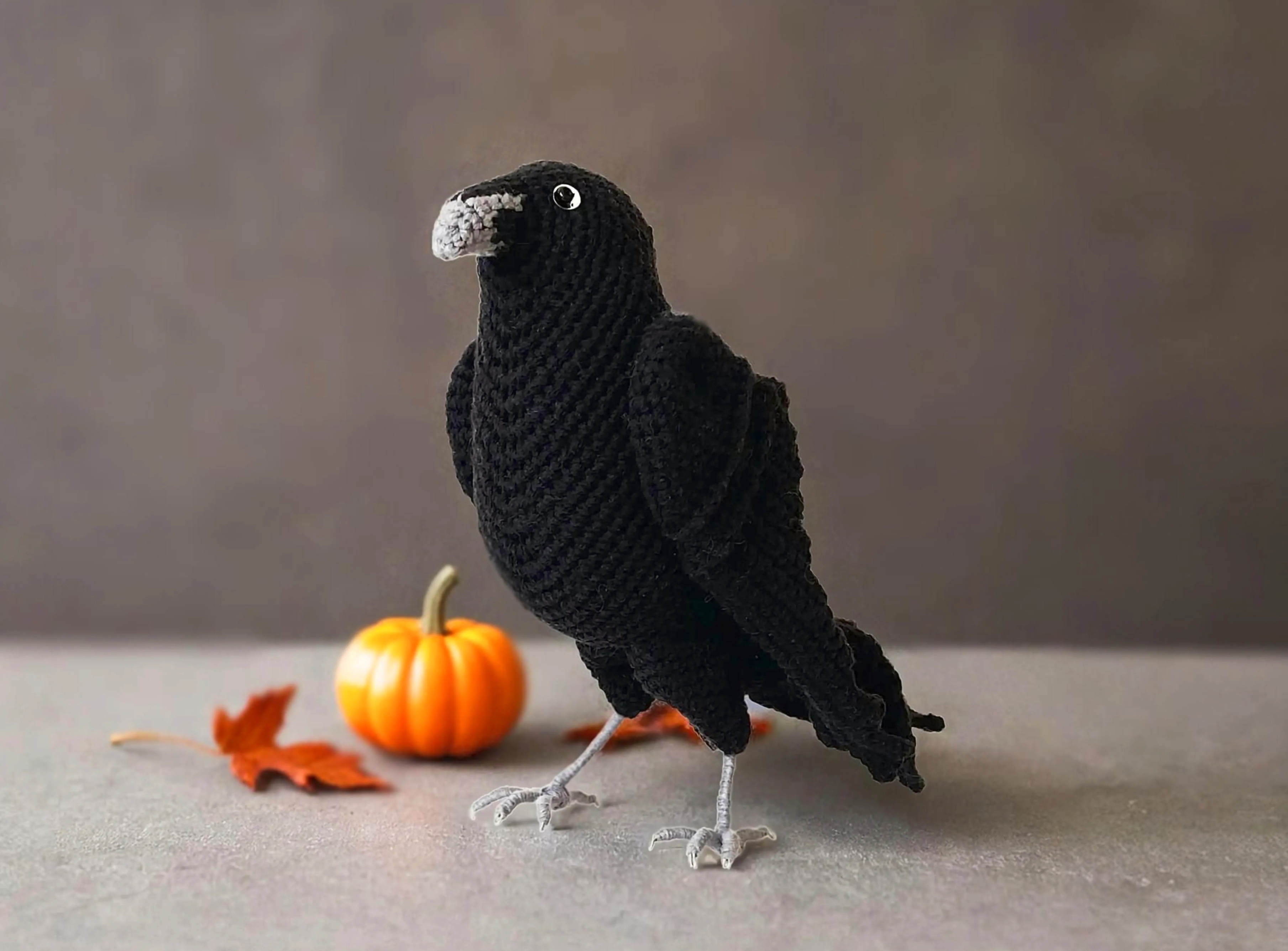 Raven. Halloween decor. Crochet pattern