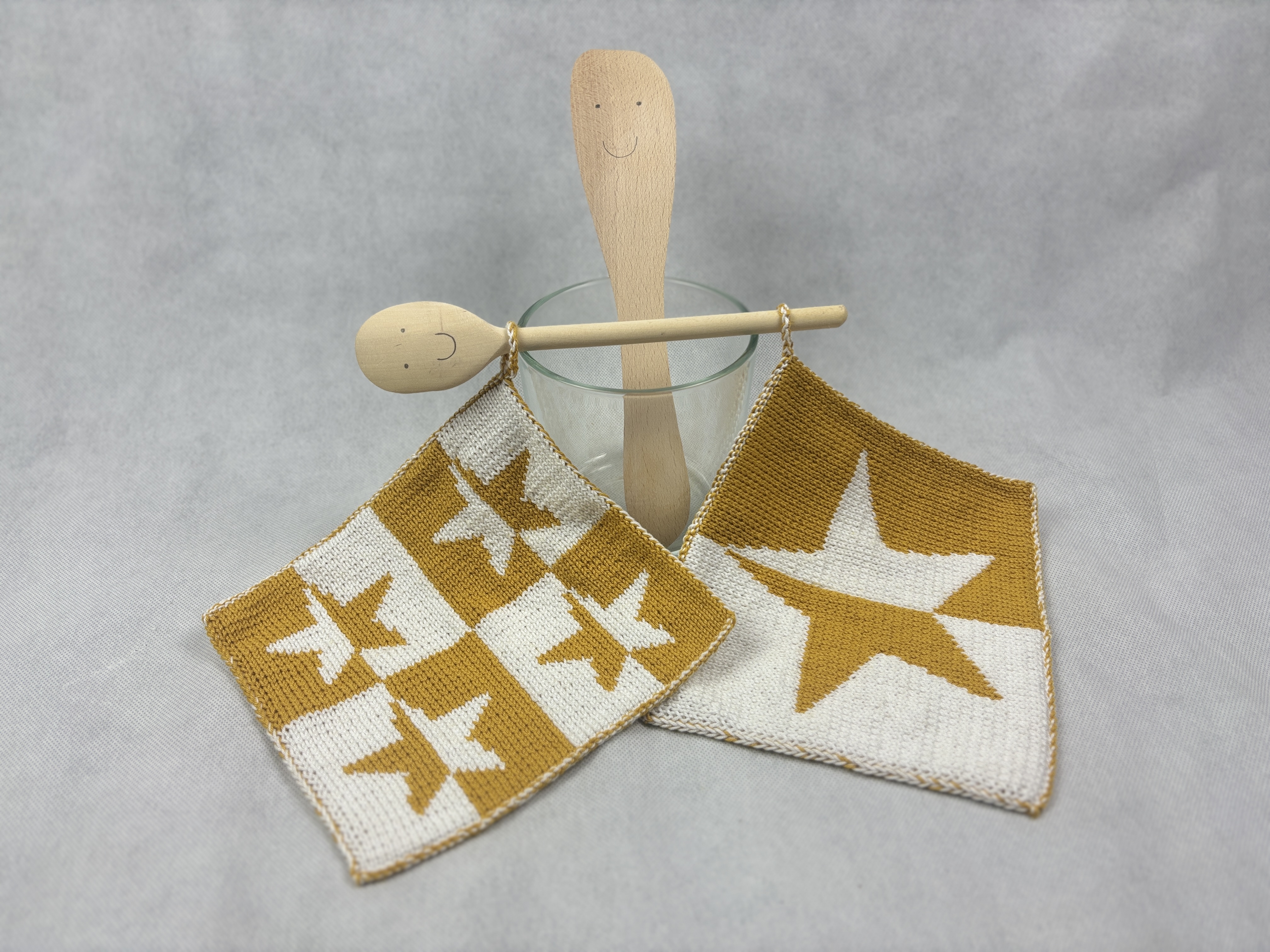Potholders ‘Star Chef’ – A Double Face Knitting Instruction